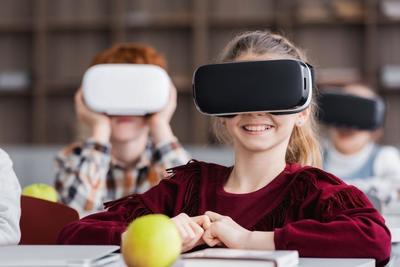 Using virtual reality in the classroom